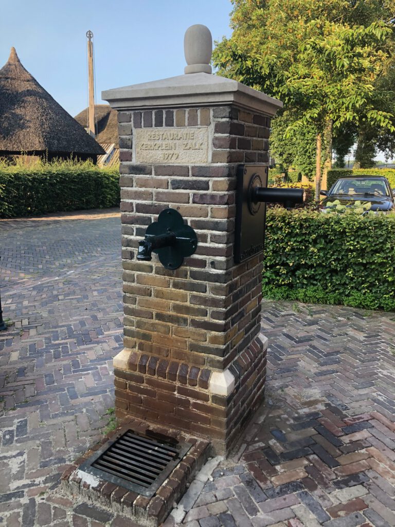 Drinkwater uit de dorpspomp - Het dorp Zalk